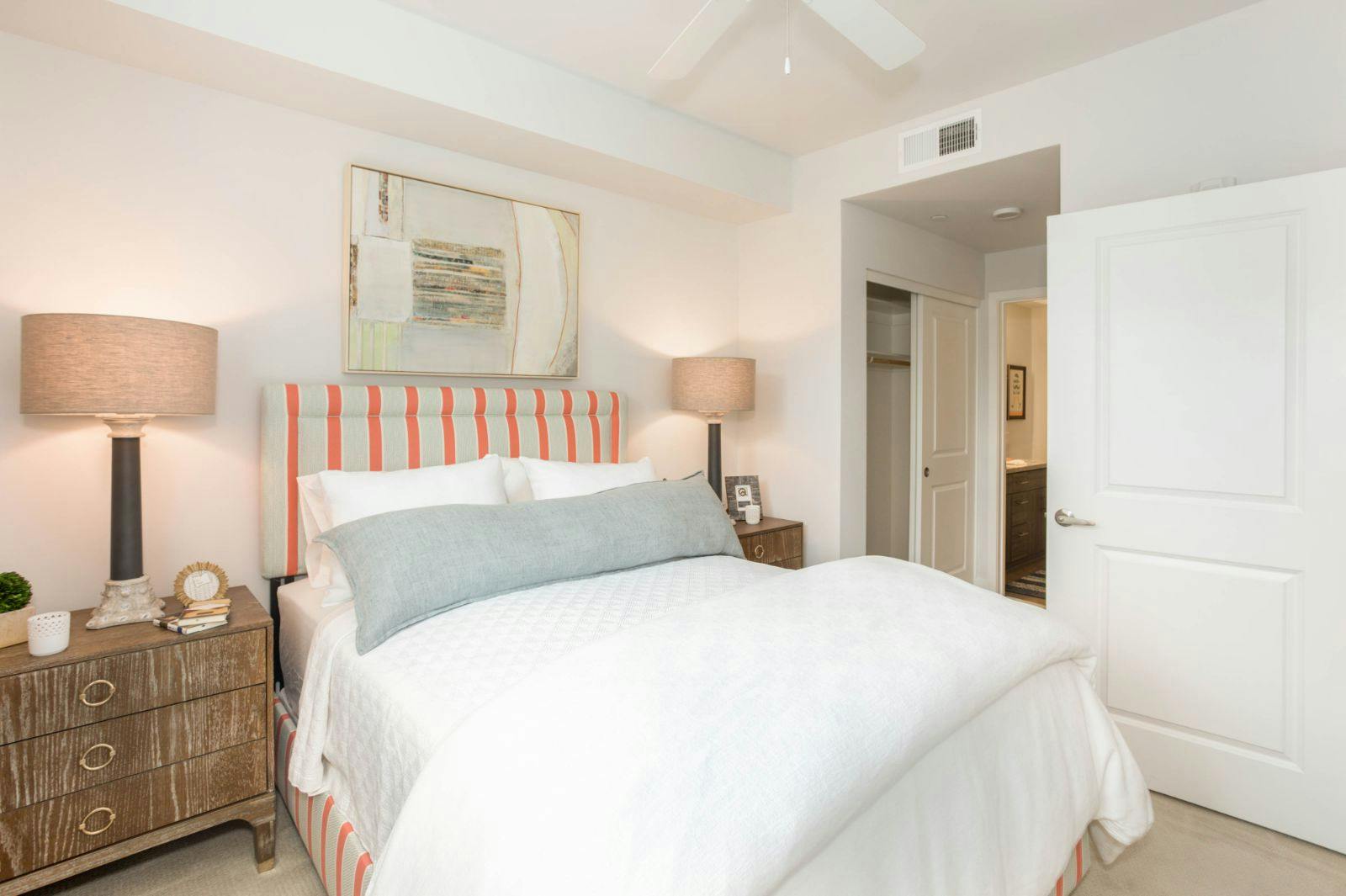 Photos and Video | Lakeside Drive in Tempe, AZ